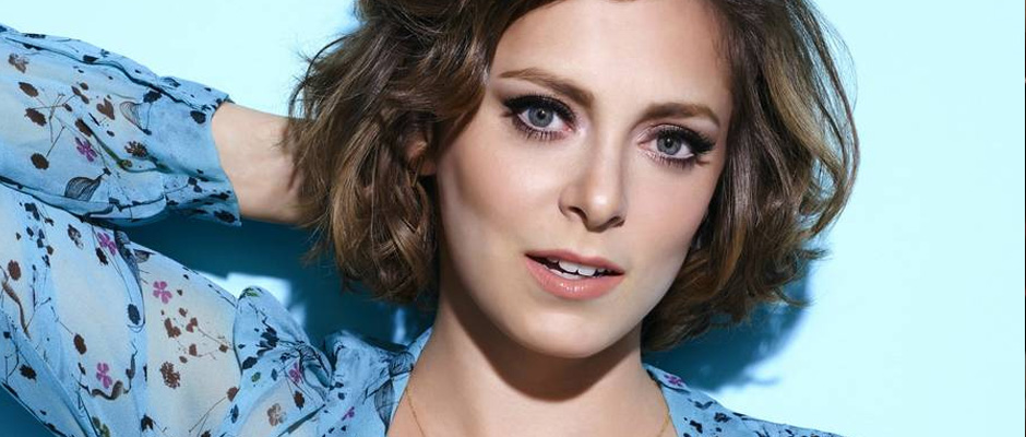 Journalist Lizzie O’Leary Shares Her Endometriosis Story On Cosmopol ...