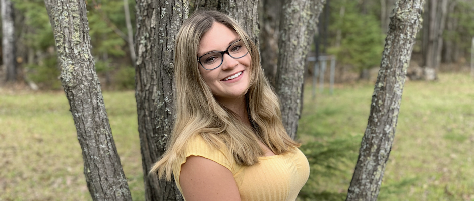 Rising Above Endometriosis: Anna Ryan’s Endo Story | EndoFound